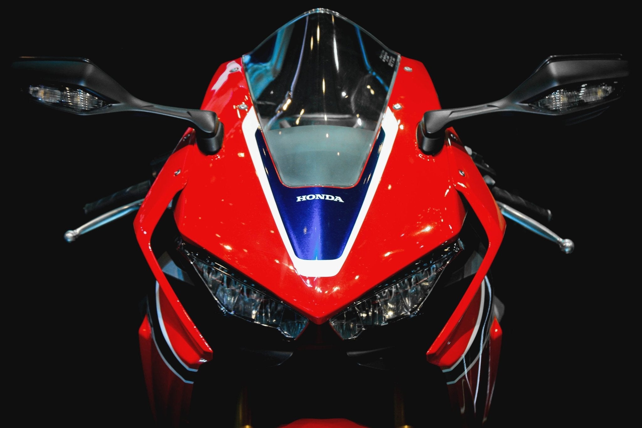 How to Install a Motorcycle Windshield: A Step-by-Step Guide – Kings ...